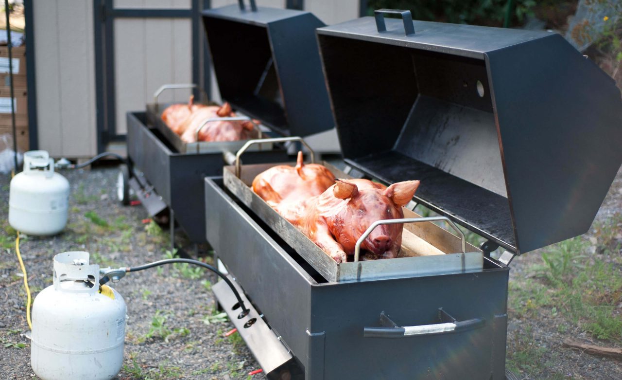 PigBBQ.ca | Whole Hog BBQ and rental for your special event.